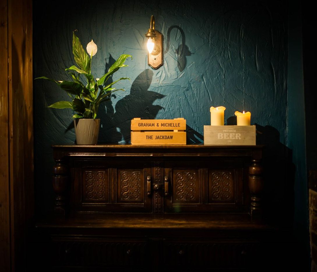 A Warm and Welcoming Pub in Denton | The Jackdaw